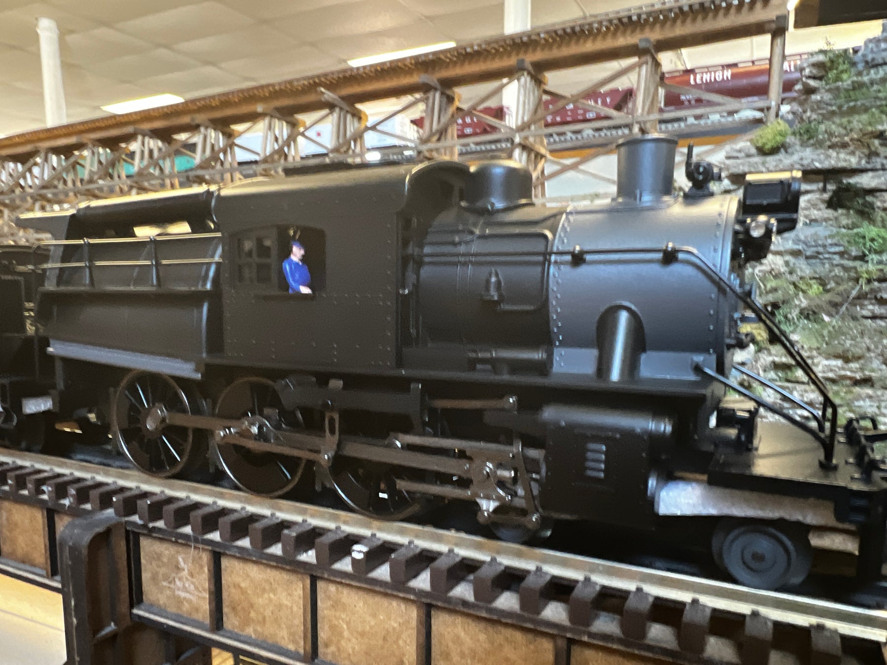 Lionel 2331650 - Legacy Camelback Steam Locomotive "Unlettered" - Cust ...