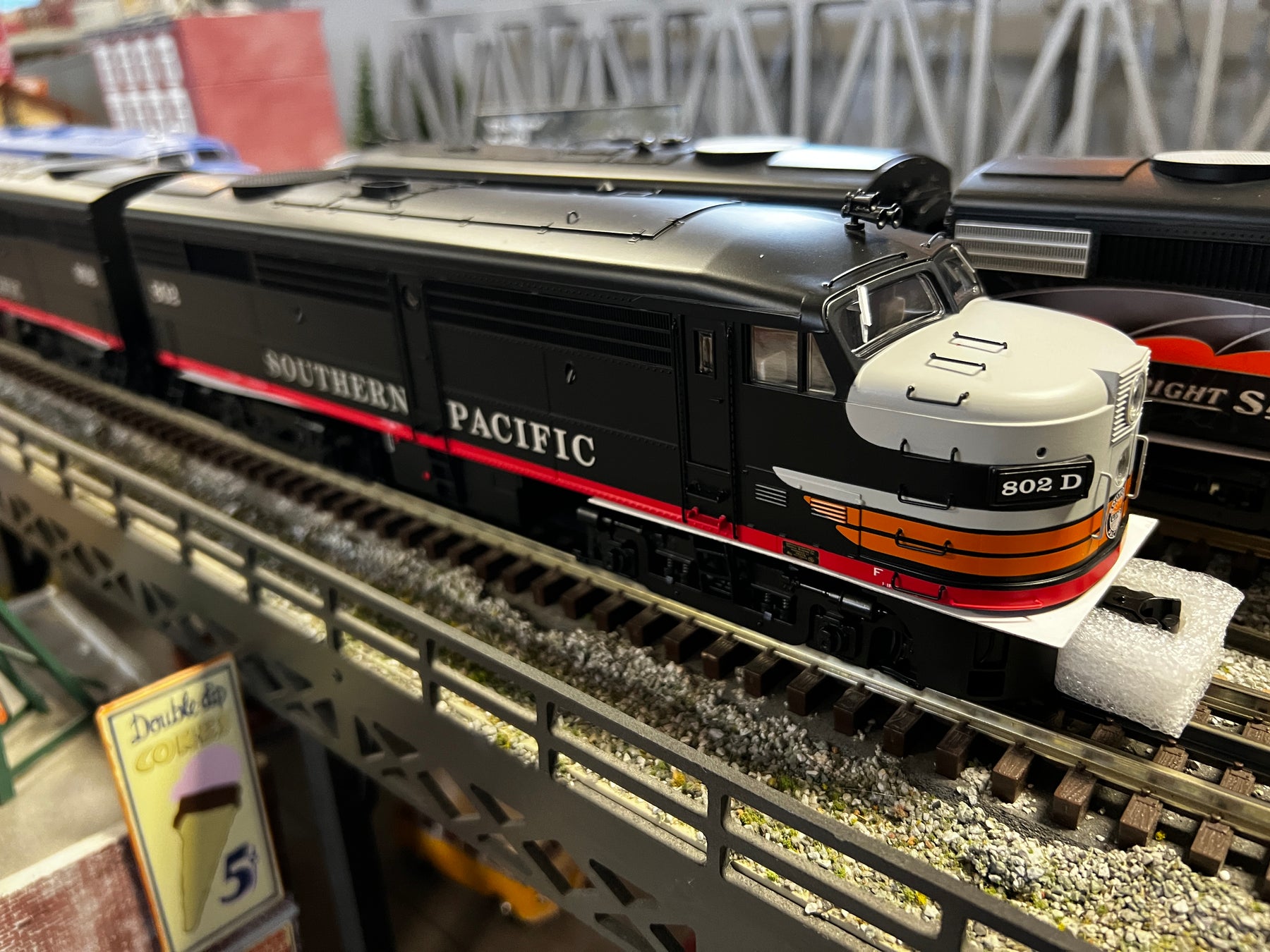 Lionel Diesel Engines - In Stock – Page 2 – MrMuffin'sTrains