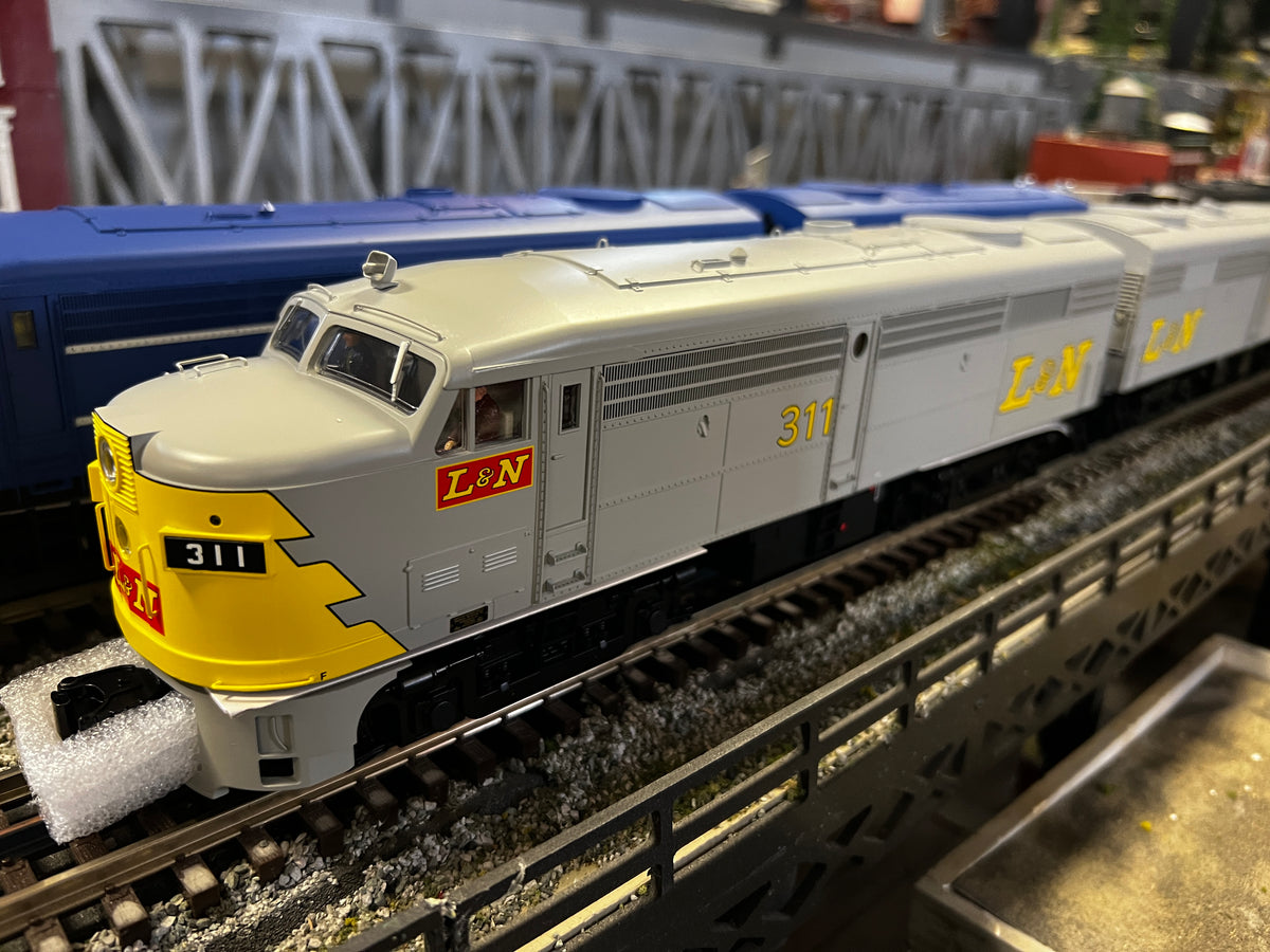 Lionel Diesel Engines - In Stock – Page 2 – MrMuffin'sTrains