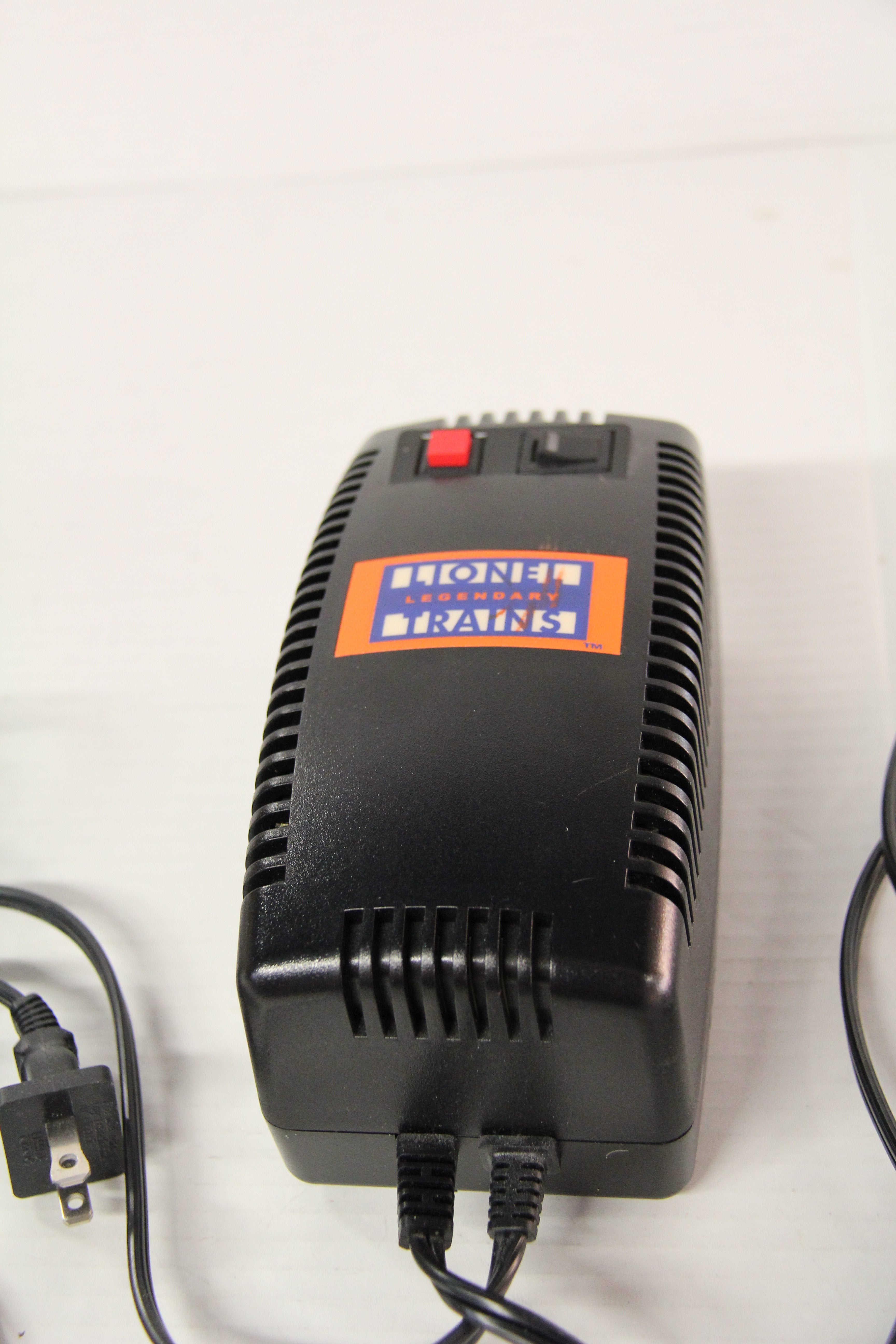 Lionel 6-22983 & 6-34120 -180 Watt Powerhouse Power Supply & TMCC Dire ...