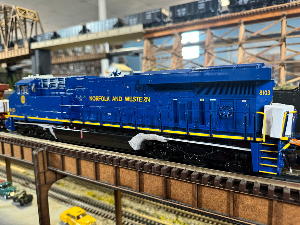 Lionel 2433509 - Heritage ES44 Diesel Locomotive "Norfolk & Western ...
