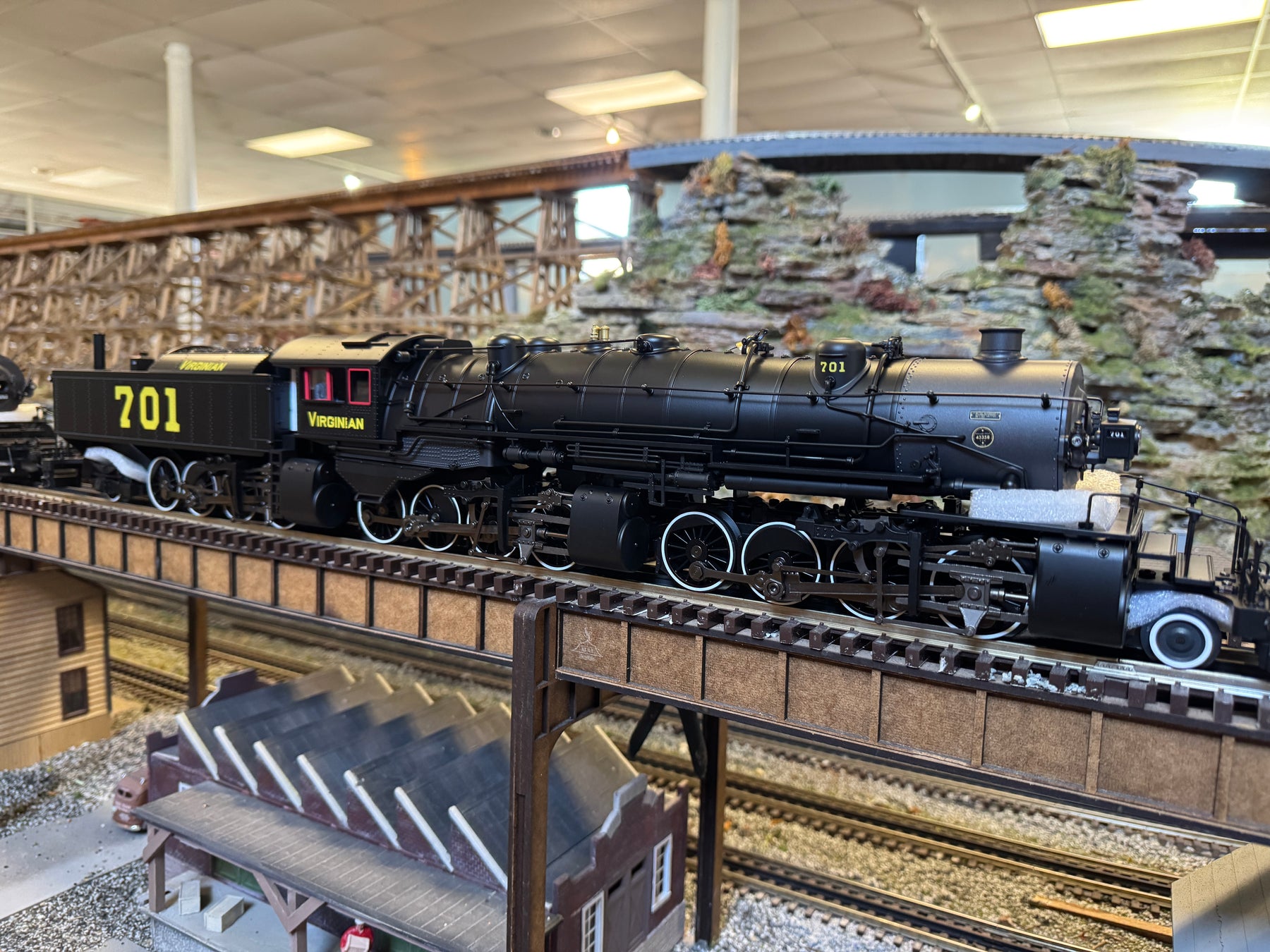 Lionel 2431070 - Vision Line Triplex Steam Locomotive "Virginian" #701 ...