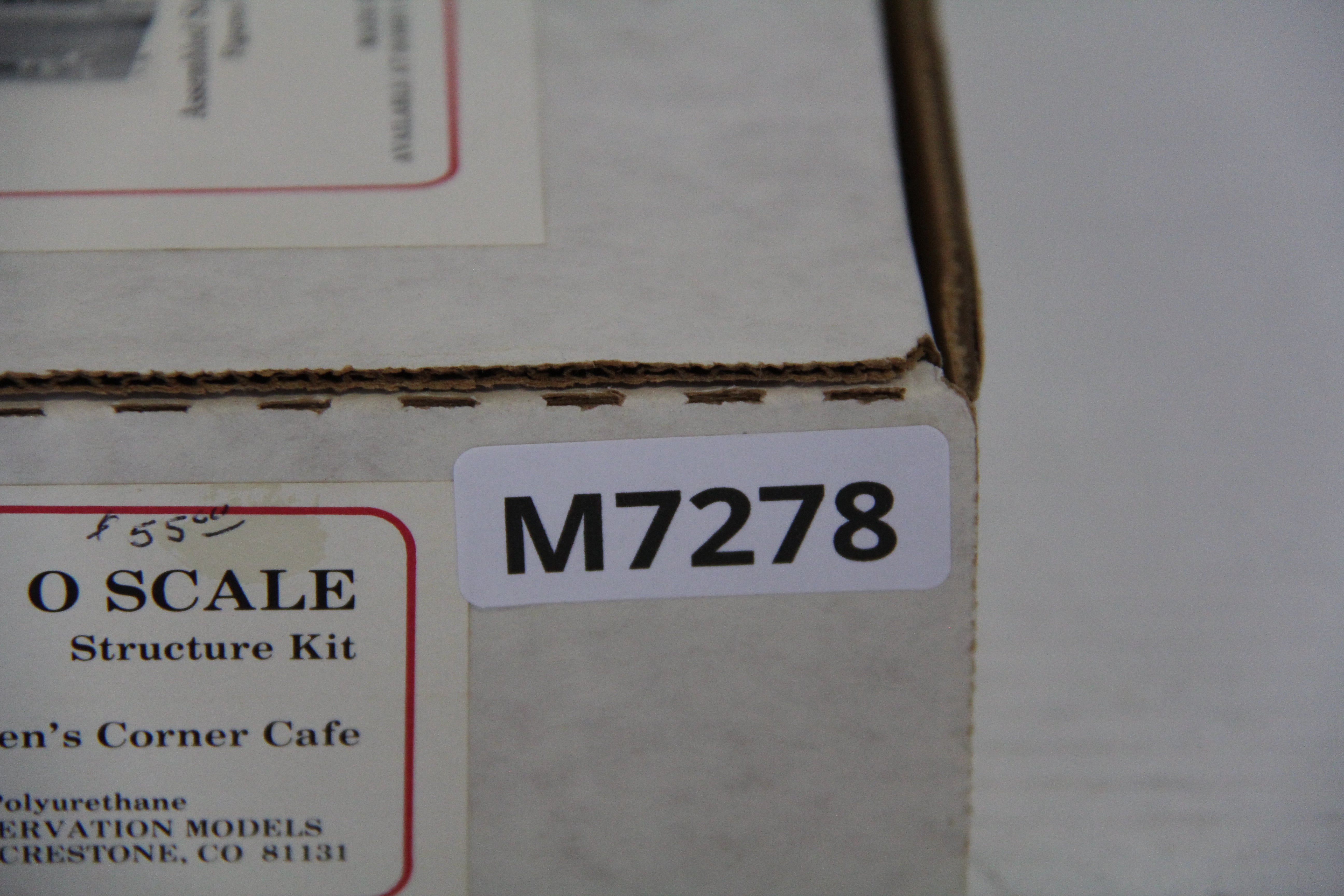 DPM Lunde Landmarks #802 Kirsten's Corner Cafe Unpainted Structure Kit ...