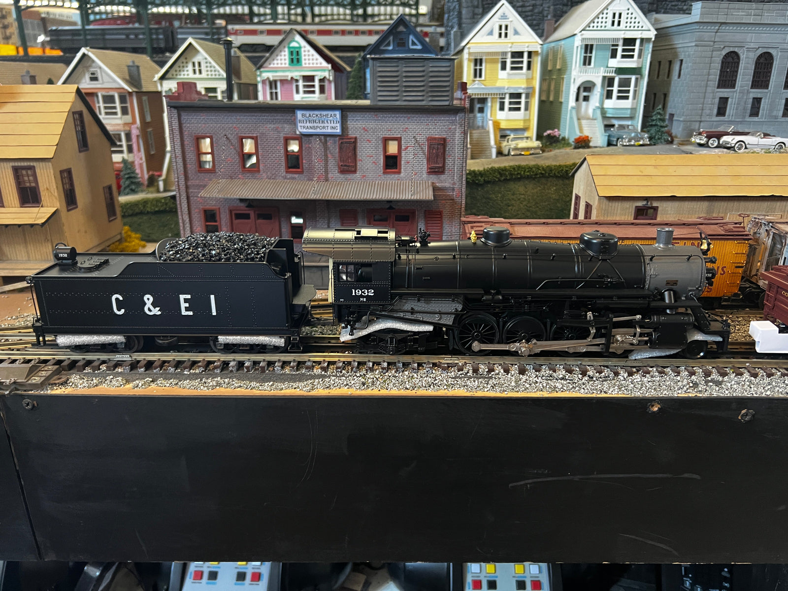 MTH 20-3847-1 - 2-8-2 USRA Light Mikado Steam Engine "Chicago & Easter ...