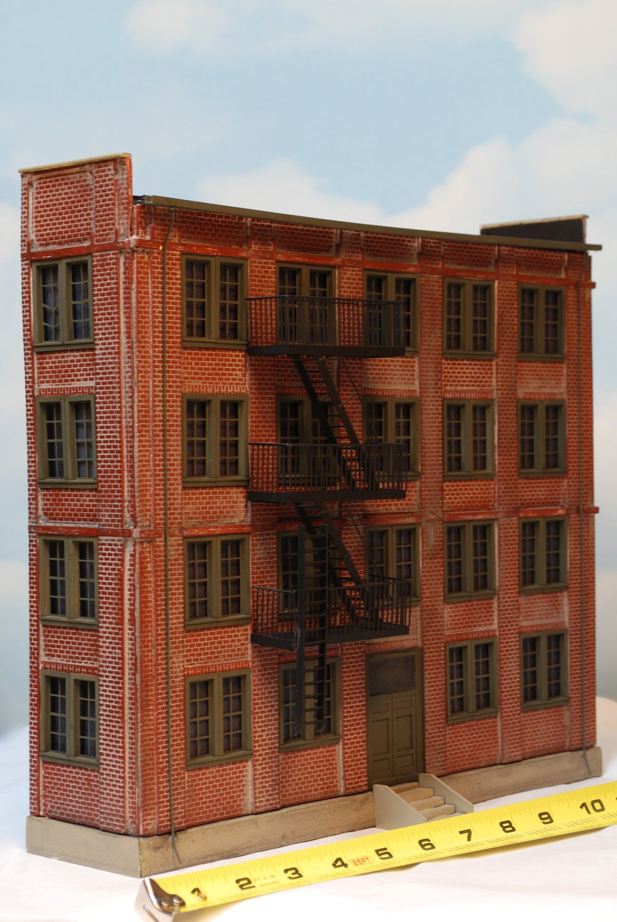 Korber Models #700 - O Scale - Background Apartment Building Kit ...