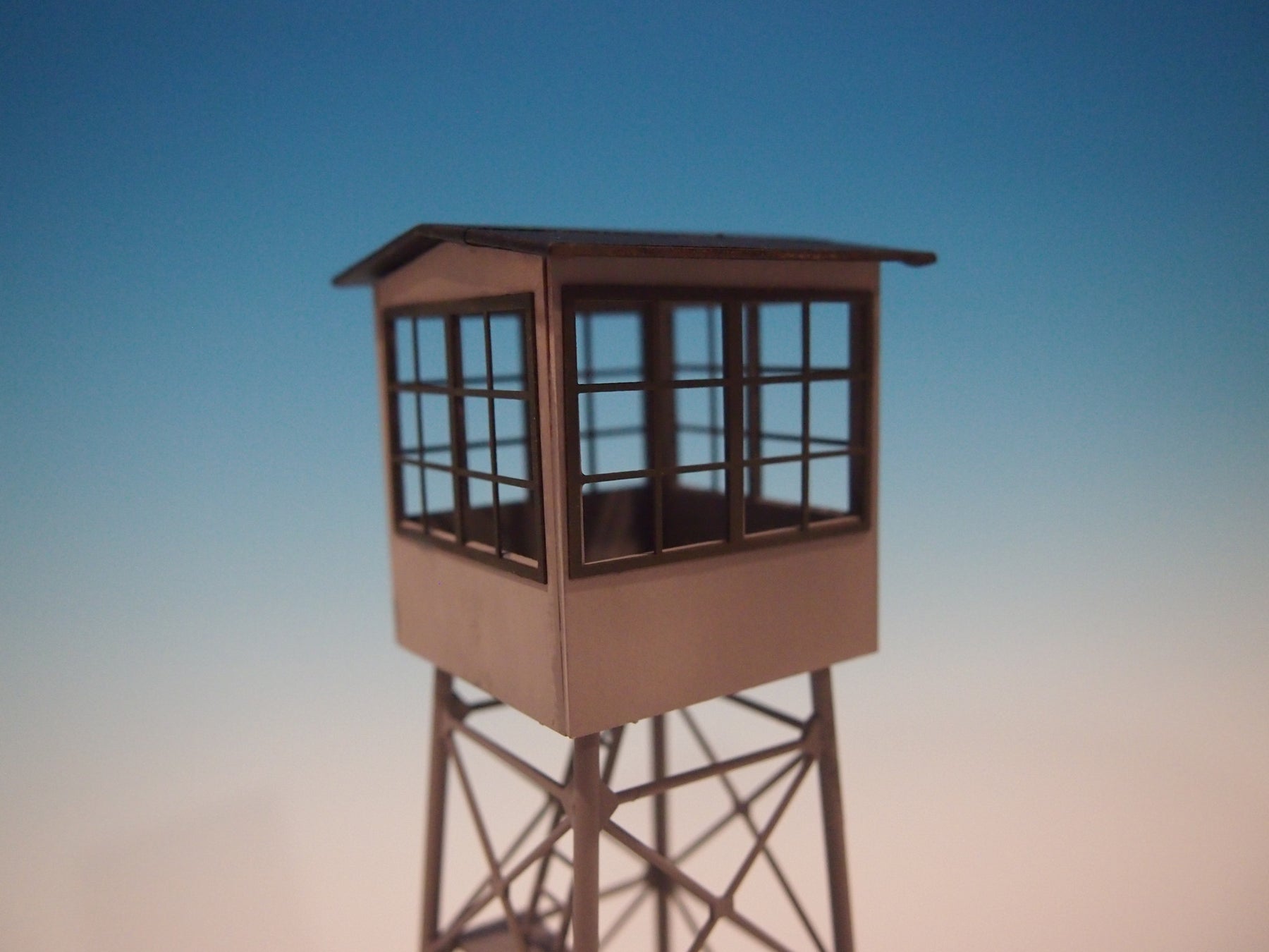 Korber Models #705 - O Scale - Fire Tower Kit – MrMuffin'sTrains