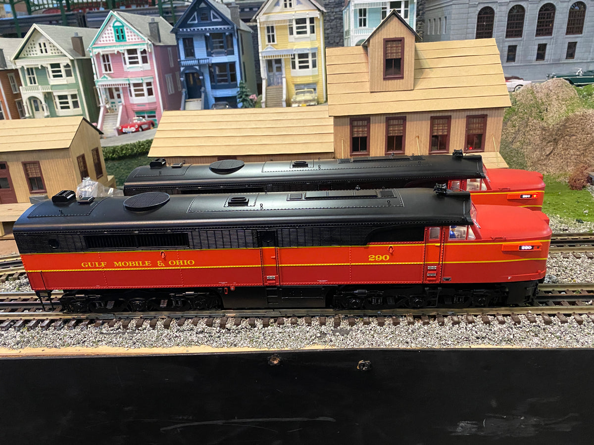 Lionel Diesel Engines - In Stock – MrMuffin'sTrains