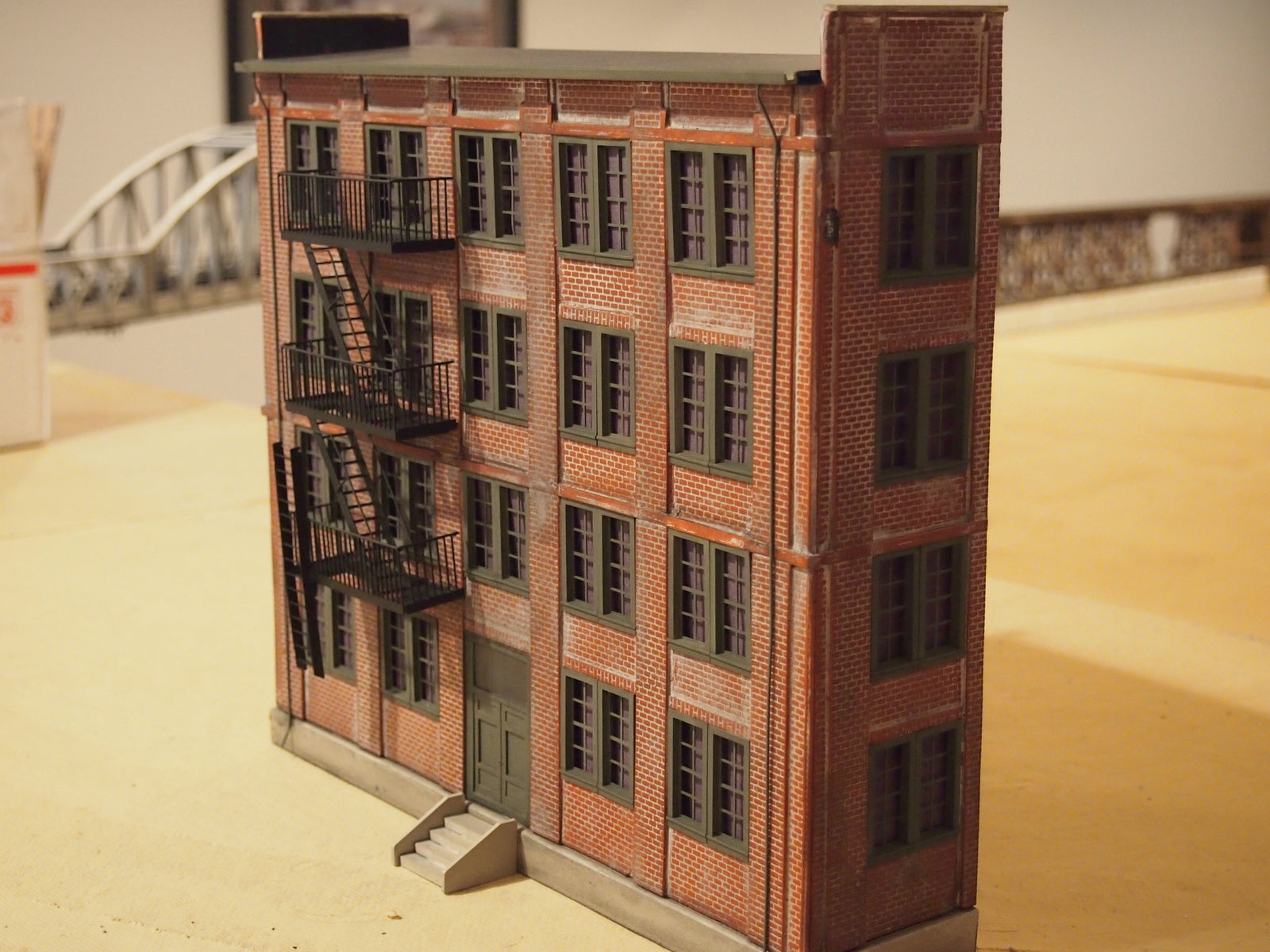 Korber Models #700 - O Scale - Background Apartment Building Kit ...
