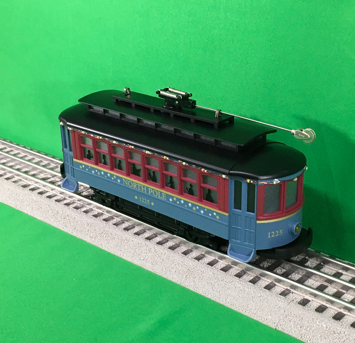 MTH 30-5228 - Bump-n-Go Trolley "North Pole" #1225 w/ LED Lights – MrMuffin'sTrains