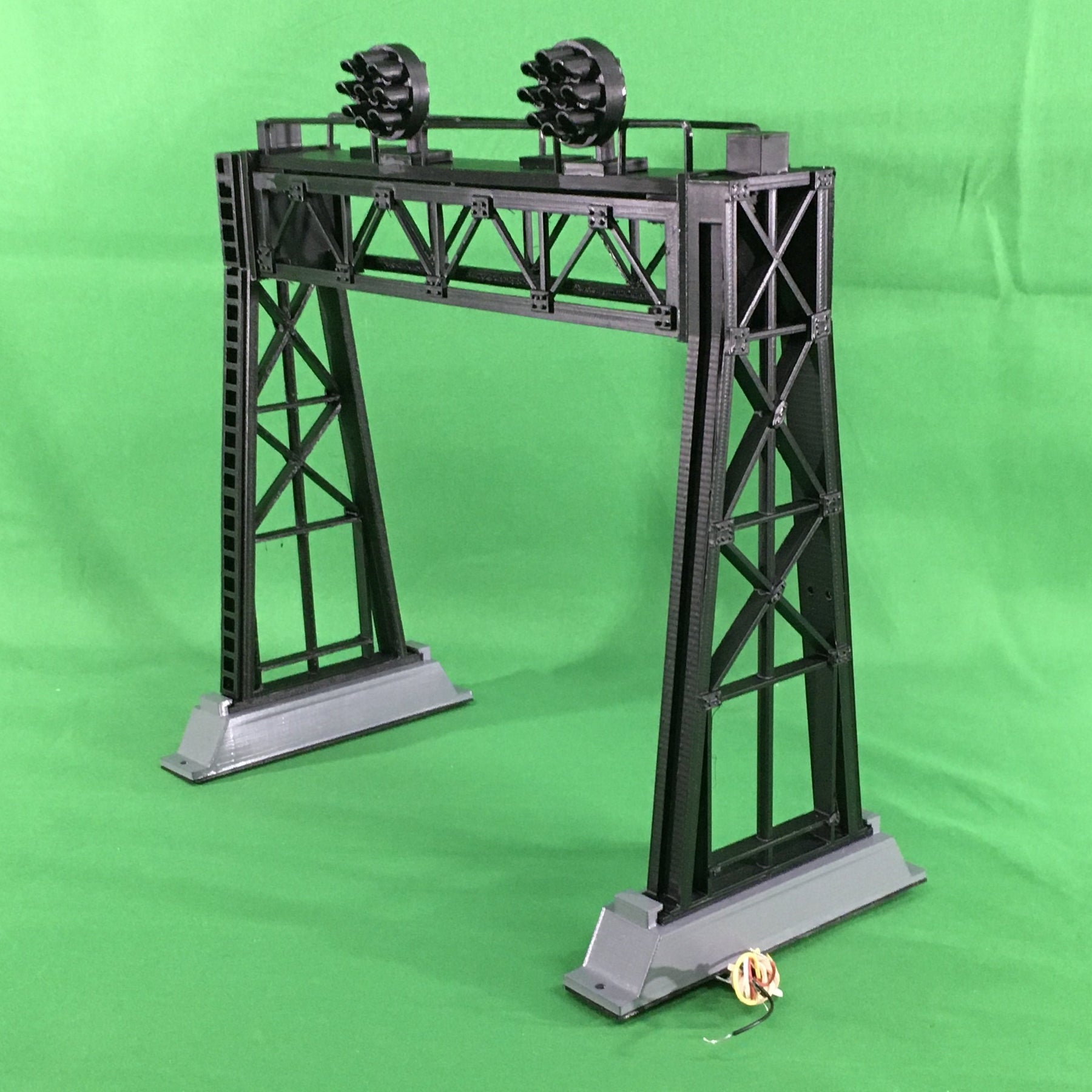 K & R Custom Models #4223 - 2-Track Signal Bridge - 2 Pennsy Lights ...